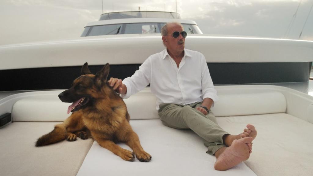 Gunther The Dog Net Worth: How Did He Inherit So Much Money?