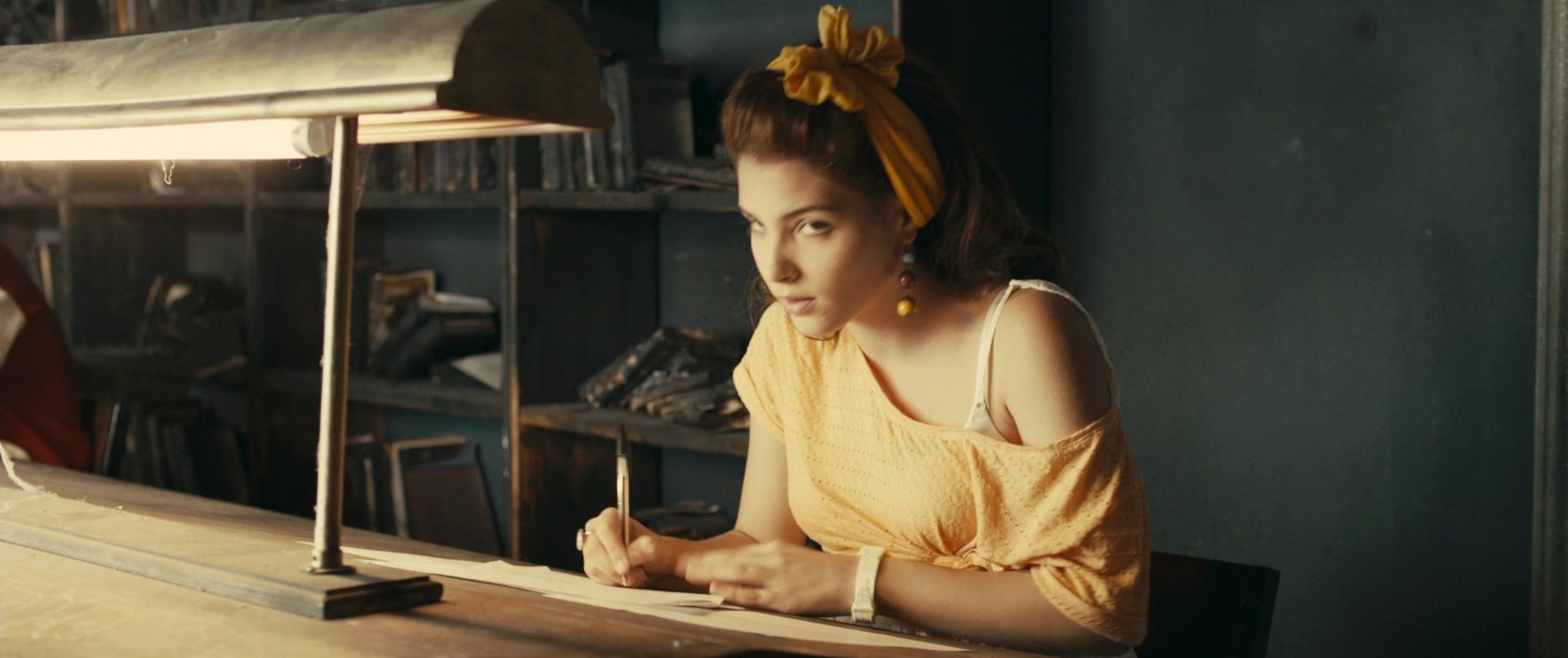 Enjoyed We Have A Ghost? Here Are 8 Horror Comedies You Will Also Like