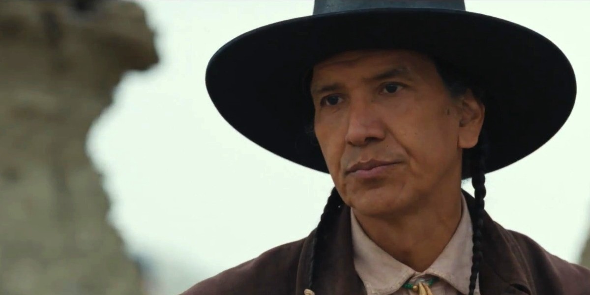 Who is Hank in 1923? Who Plays Him?