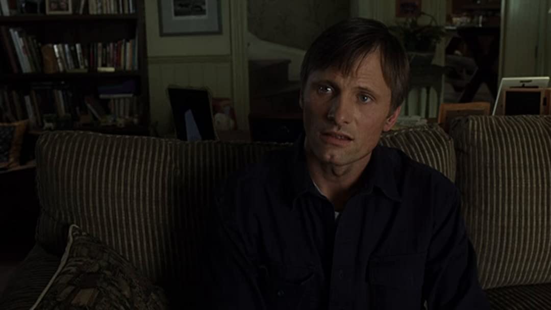 8 Movies Like The Strays You Must See - The Cinemaholic