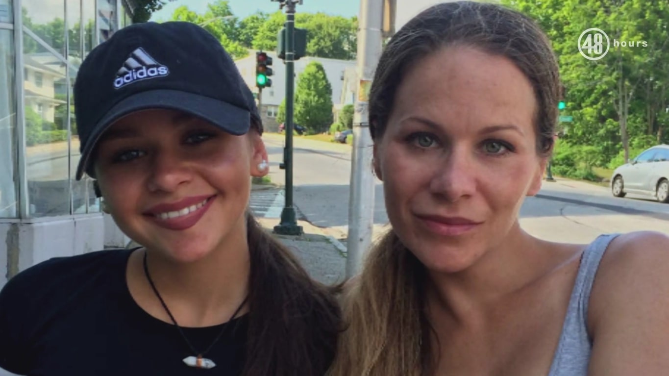 Angelina Fernandes: Stephanie Fernandes' Daughter is in College Today