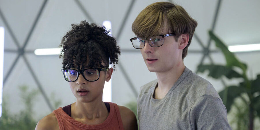 Are Angus, Kabir and Eva Dead in The Ark?