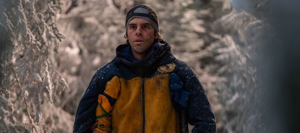 Does Coach Ben Die in Yellowjackets? [Spoiler]