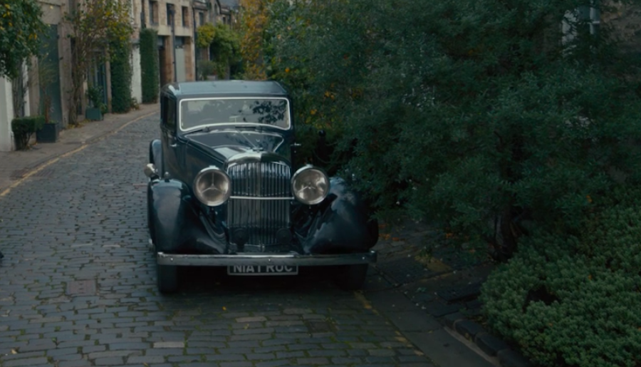 What Car Does Crowley Drive in Good Omens? What Does Licence Plate NIAT ...
