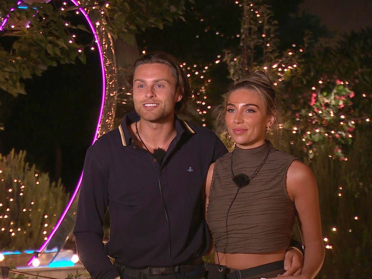 Rosie Seabrook and Casey O'Gorman: Is the Love Island Couple Still ...