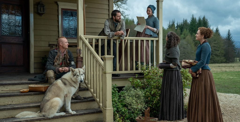 Does the Dog Rollo Die in Outlander?