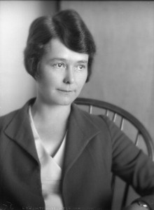 Did Oppenheimer Cheat on His Wife?