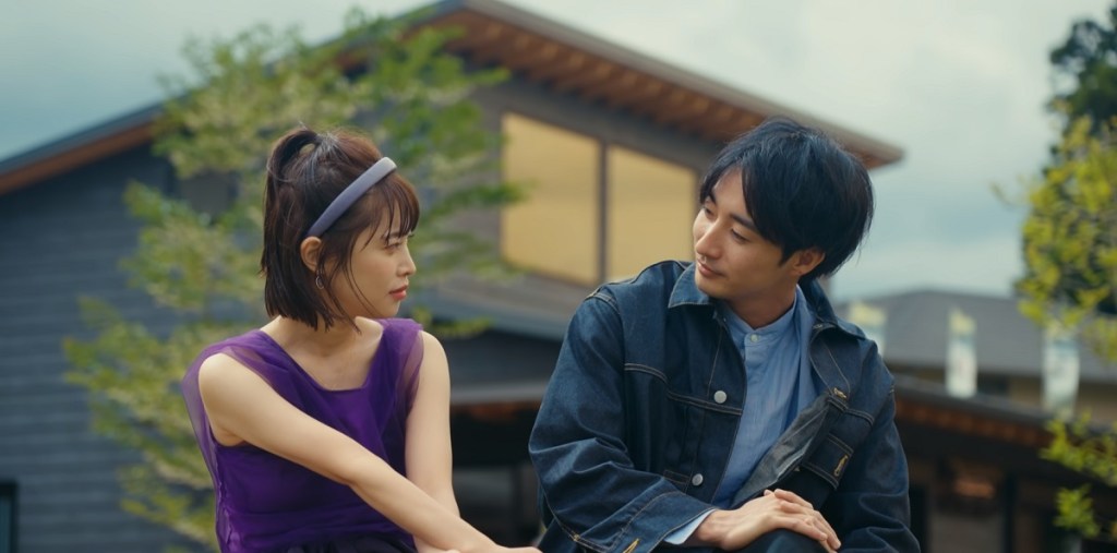 Julie and Robin Furuya: Is the Is She the Wolf Couple Together?