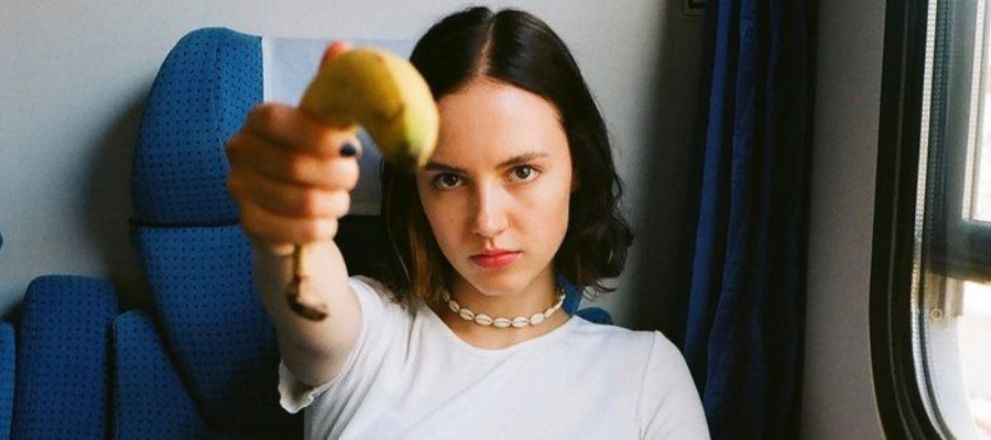 Martyna Byczkowska Plays Lena in Absolute Beginners. Here's Everything ...