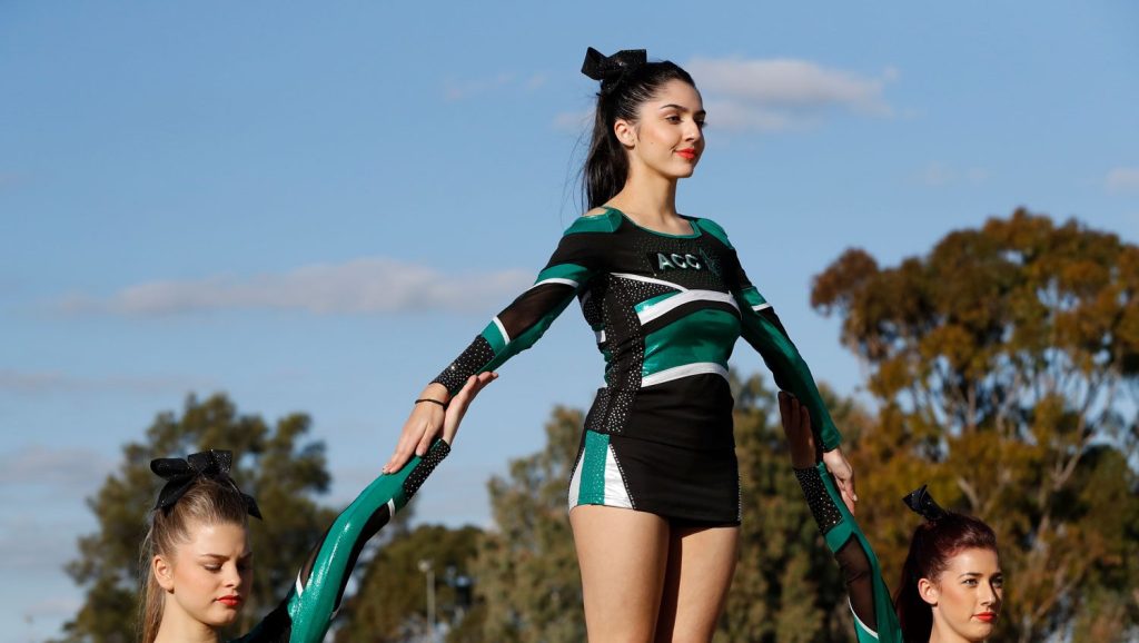 13 Best Cheerleading Movies and Shows on Netflix Right Now
