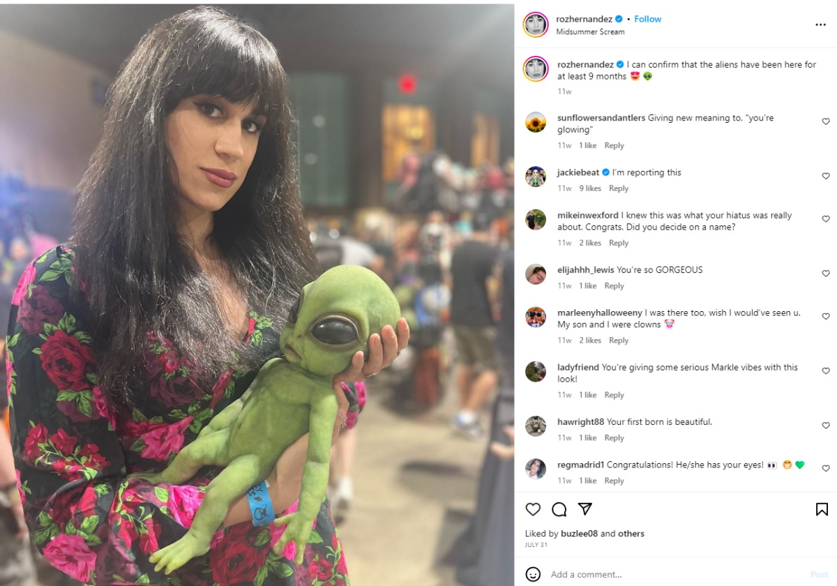 Roz Hernandez: Blending Wit with the Weird on Living For the Dead Roz Hernandez: Blending Wit with the Weird on Living For the Dead