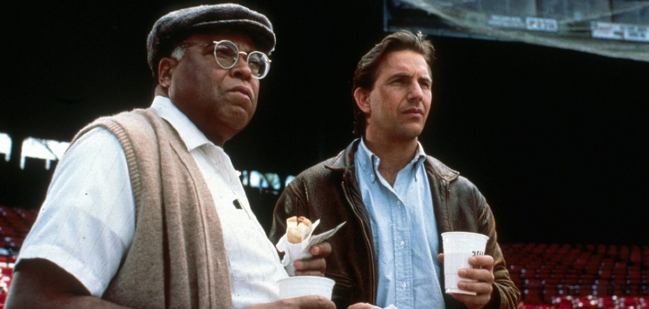 9 Best Baseball Movies and Shows on Netflix Right Now