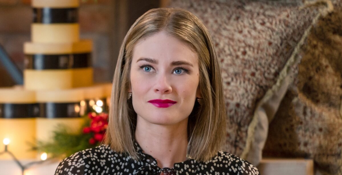 Hallmark's Checkin' It Twice: Filming Locations and Cast Details