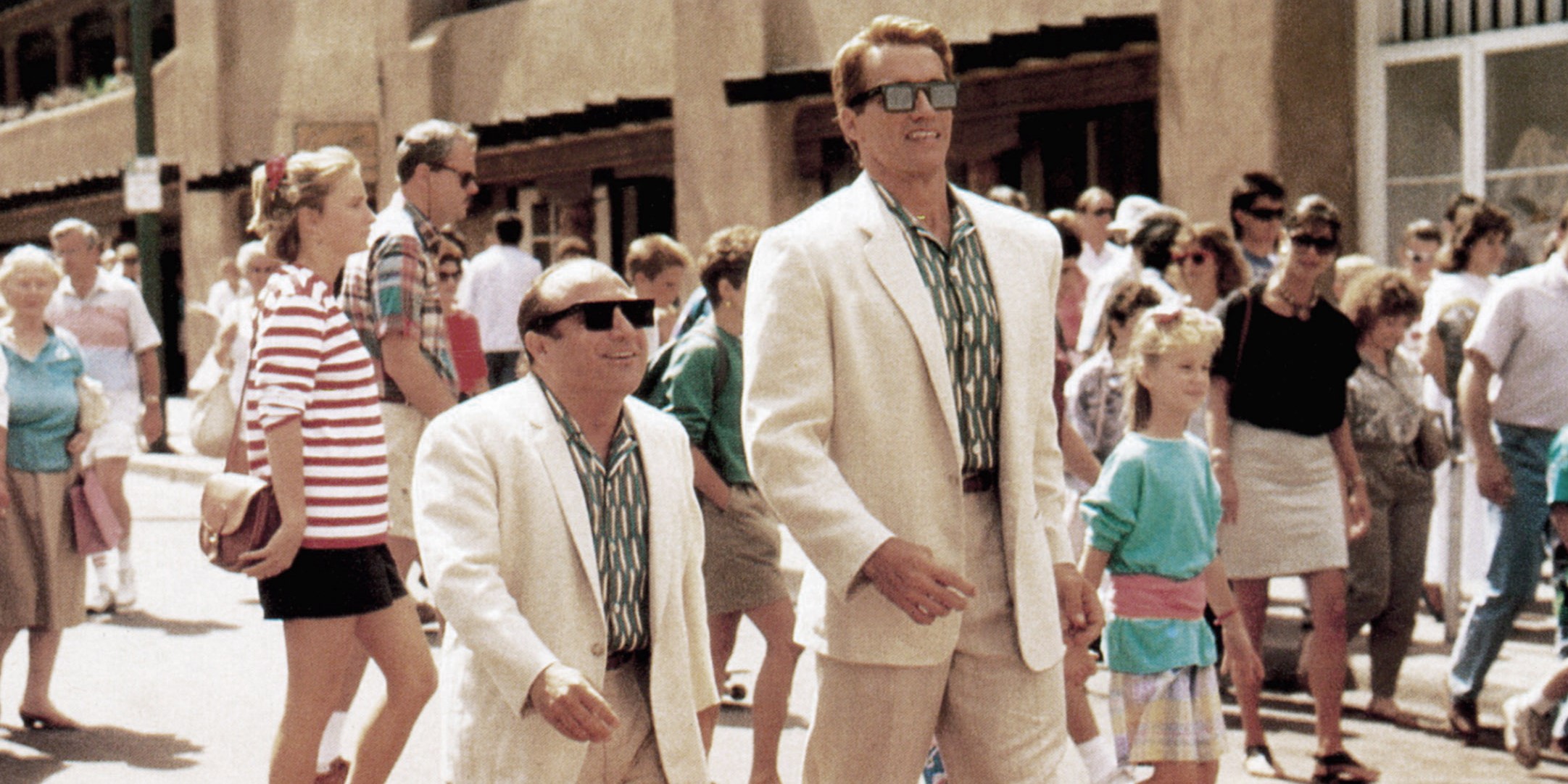 Like The Change-Up? Here Are 8 Identity Switch Movies to Make You Laugh