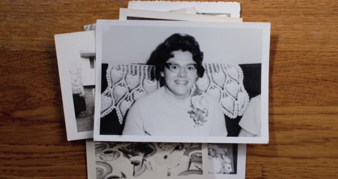 Salesta "Lois" Flickinger: Amanda Mustard's Grandma Died of Colon Cancer