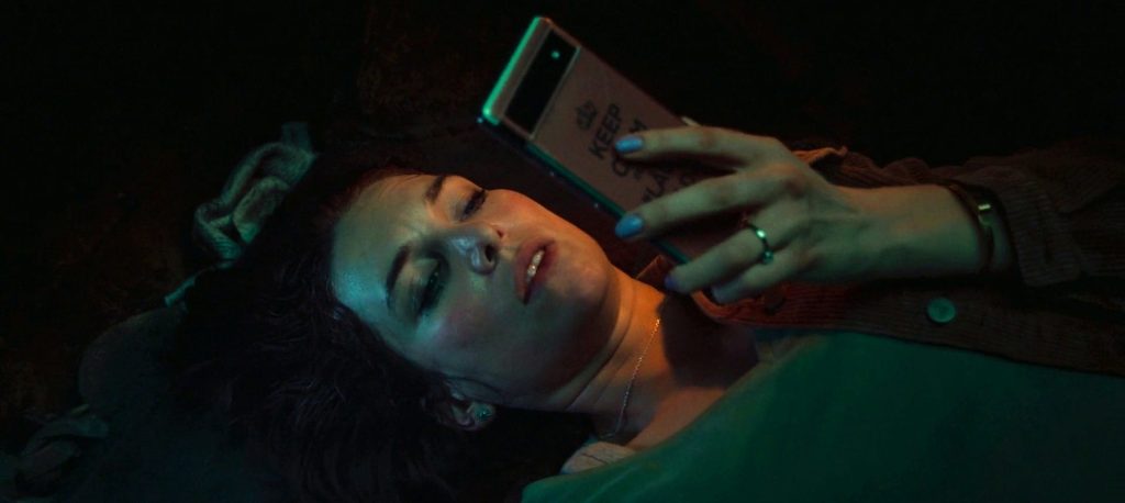 Trunk Locked In Ending, Explained: How Does Malina Escape From the Trunk?