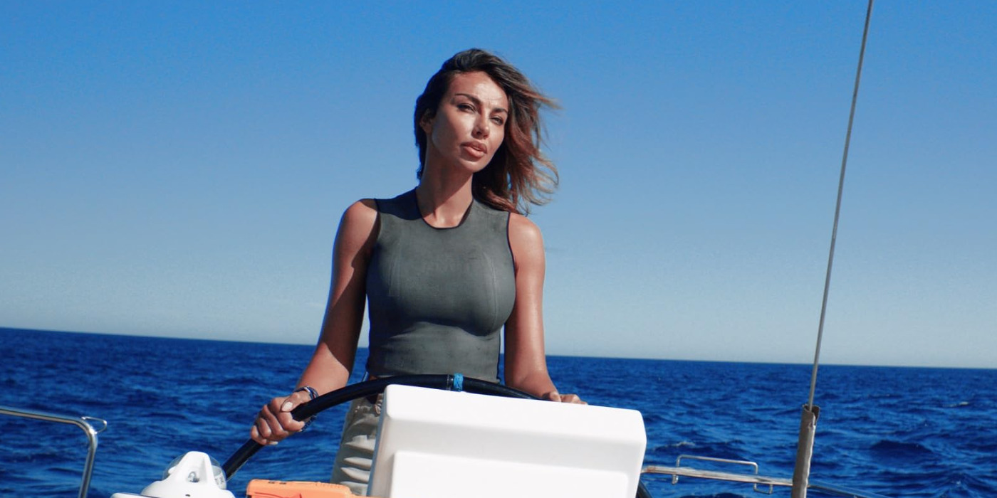 Deep Fear Ending, Explained: How Does Naomi Survive?