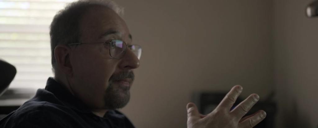 Veronique De La Rosa and Lenny Pozner: Noah's Parents Are Awaiting ...