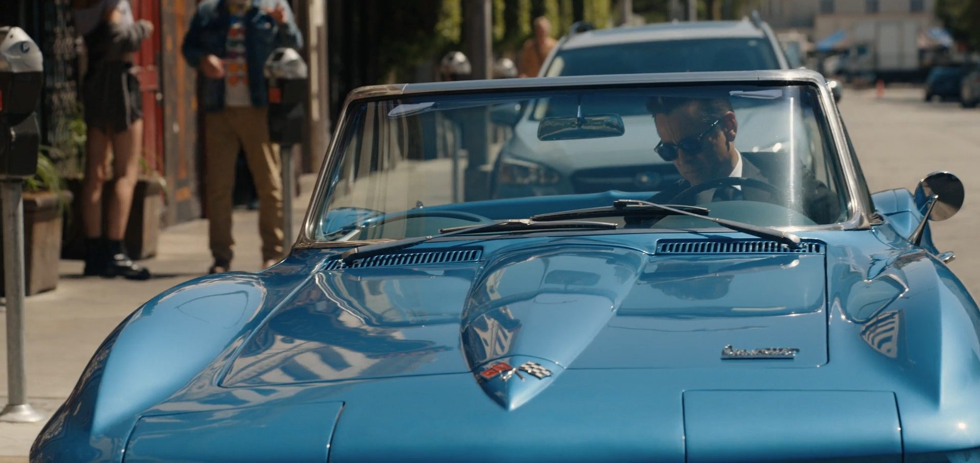 What Car Does Colin Farrell Drive in Sugar?