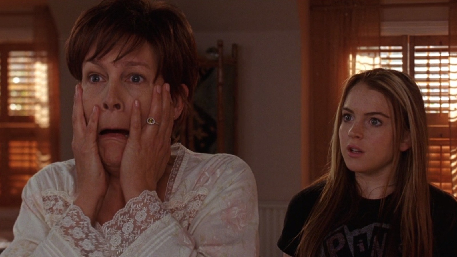 7 Best Mom Daughter Movies on Hulu Right Now