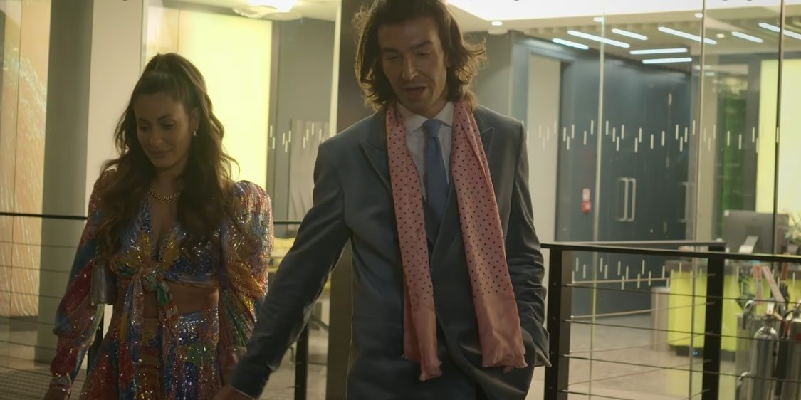 Oliver "Oli" Hamilton: Where is the Real Estate Agent Today? Are He ...