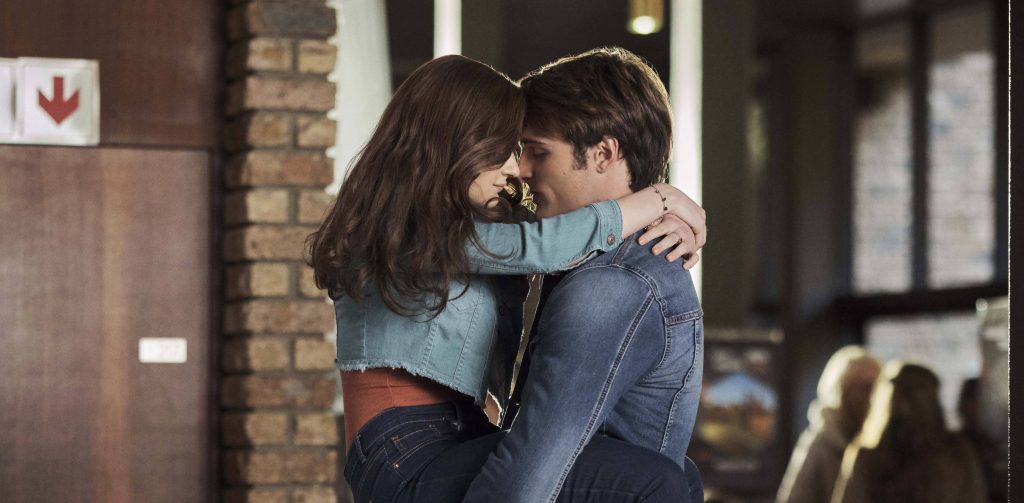 9 Best Long Distance Relationship Movies on Netflix, Prime and Max ...