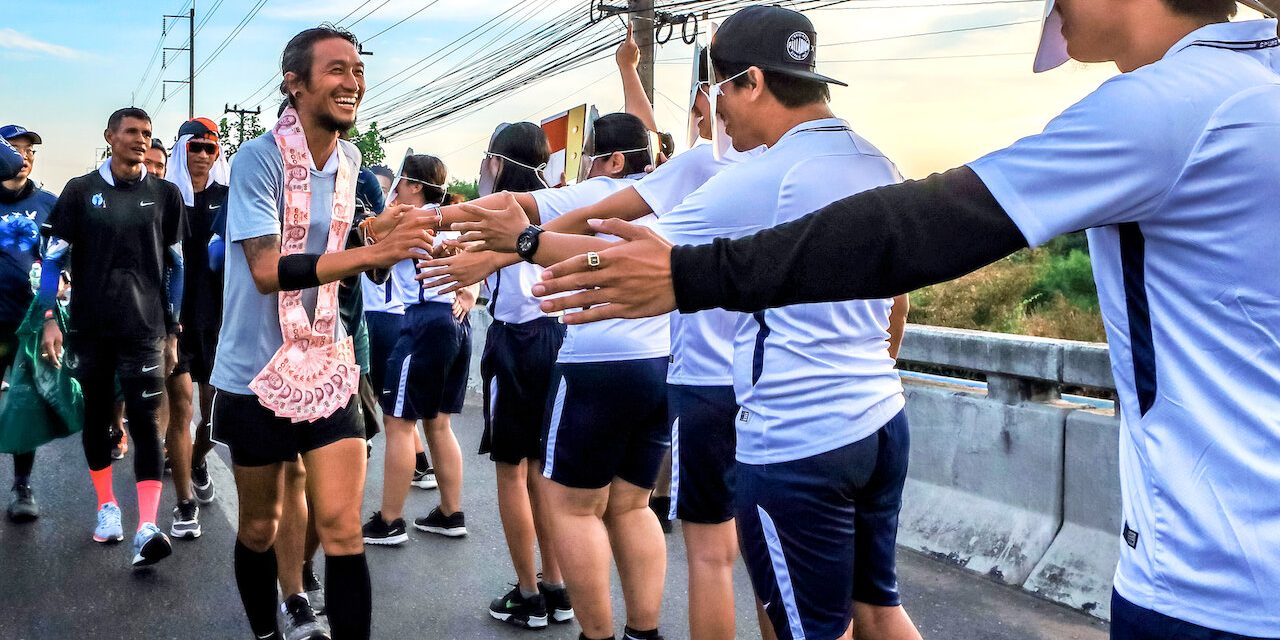 7 Best Movies and Shows About Running on Netflix Right Now