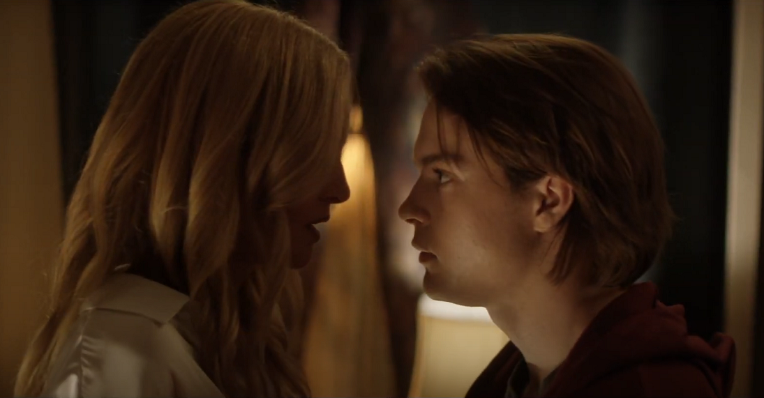 Suitable Flesh Ending, Explained: Does Elizabeth Die?