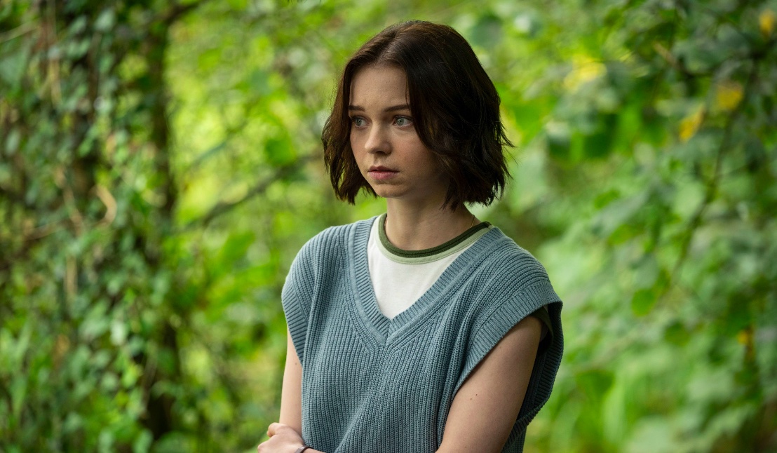 A Good Girl's Guide to Murder: What do the Black Ribbons Signify?