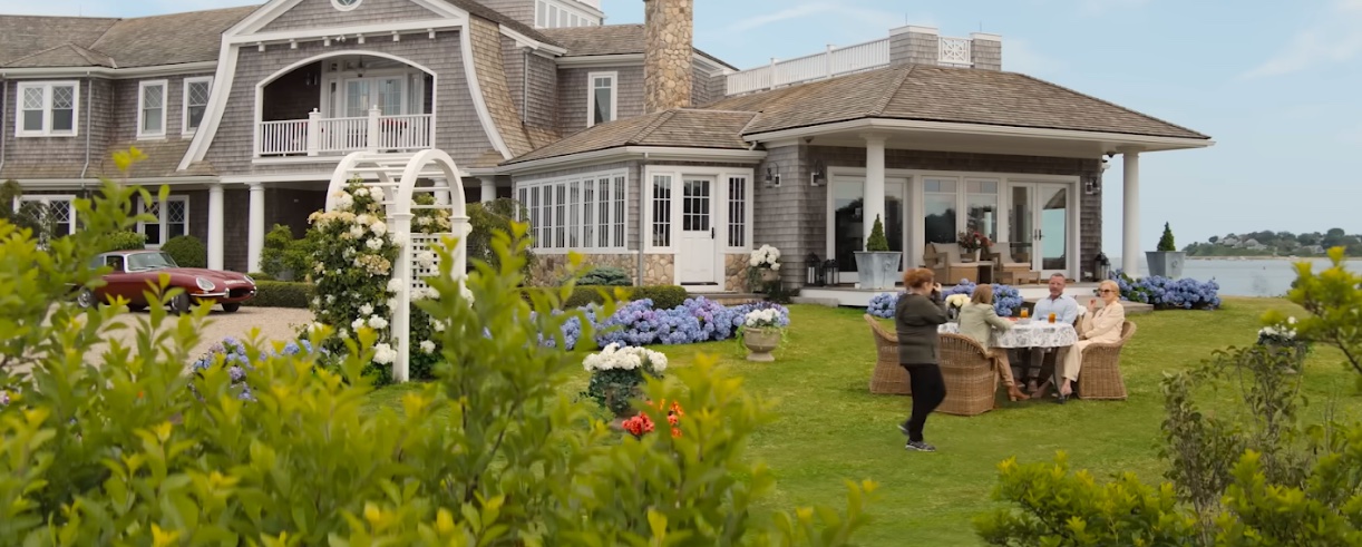 The Perfect Couple: Is Summerland, the Winbury House, a Real House in ...
