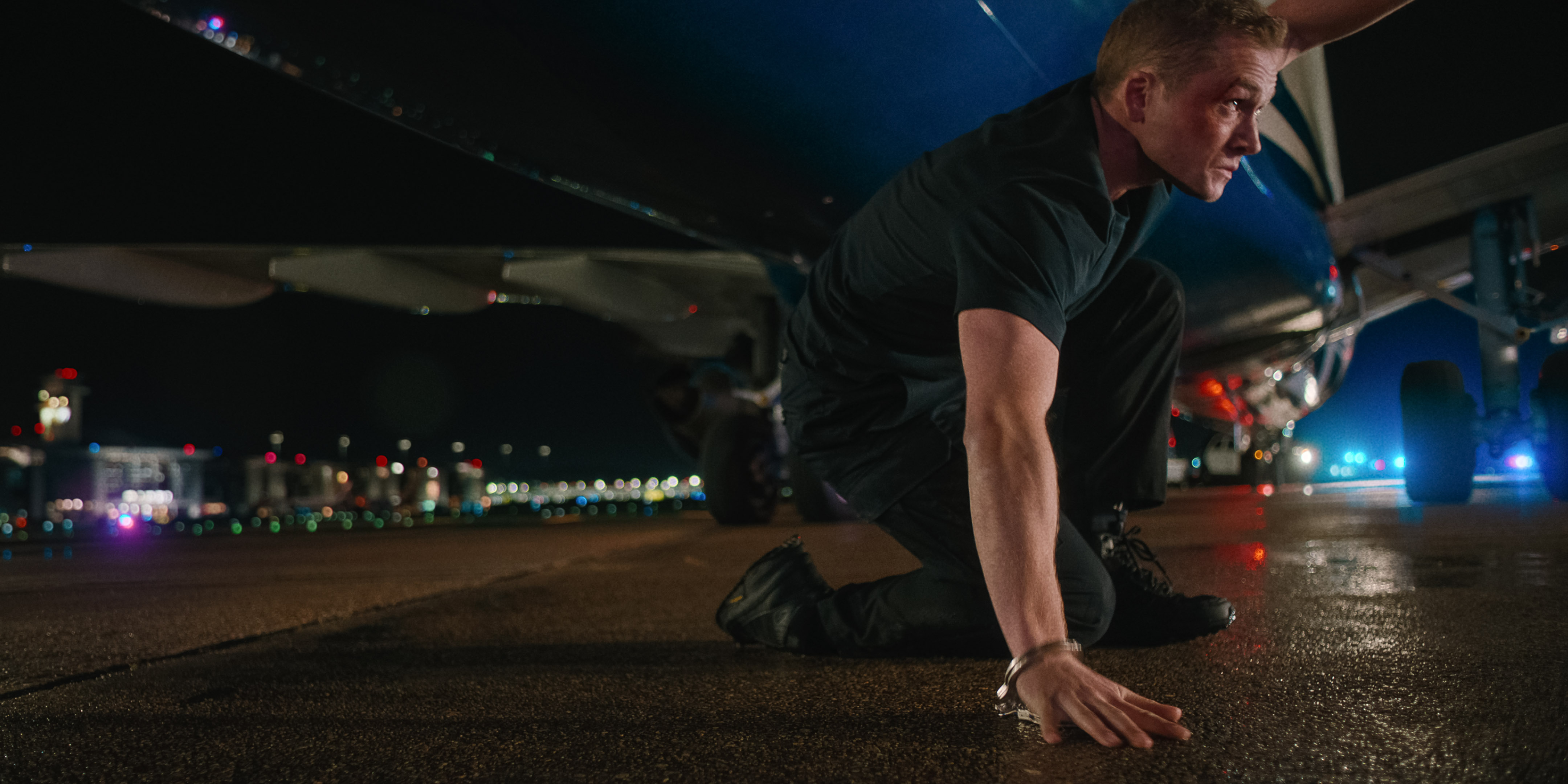 Carry-On Ending, Explained: Why did Traveler Want to Kill Grace Turner?