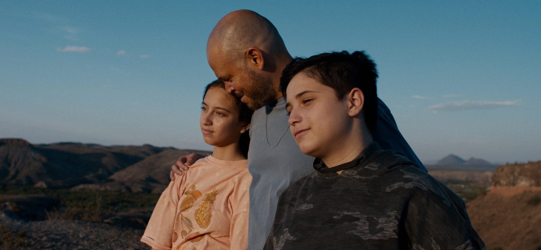 7 Best Sibling Movies on Hulu Right Now