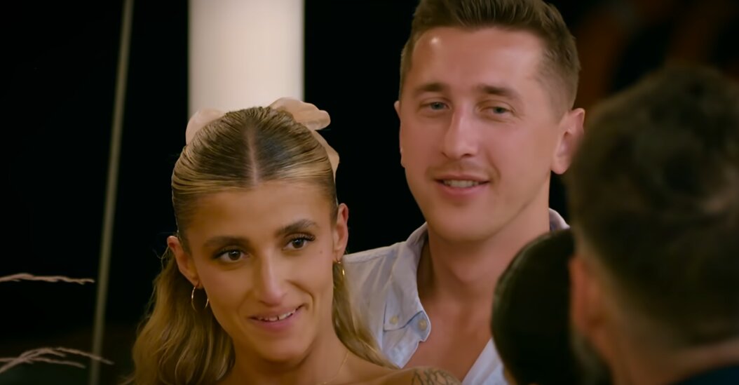 Are Julia Marie and Kamil "Uno" Michal Usiak From Love is Blind Poland ...